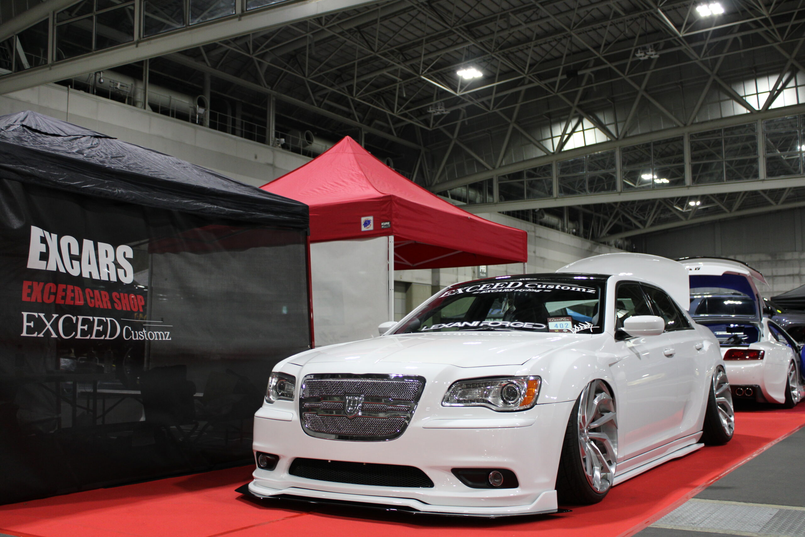 【CUSTOM CAR】Chrysler300 - EXCARS-エクスカーズ/EXCEEDcustomz-エクシードカスタムズ/岡山
